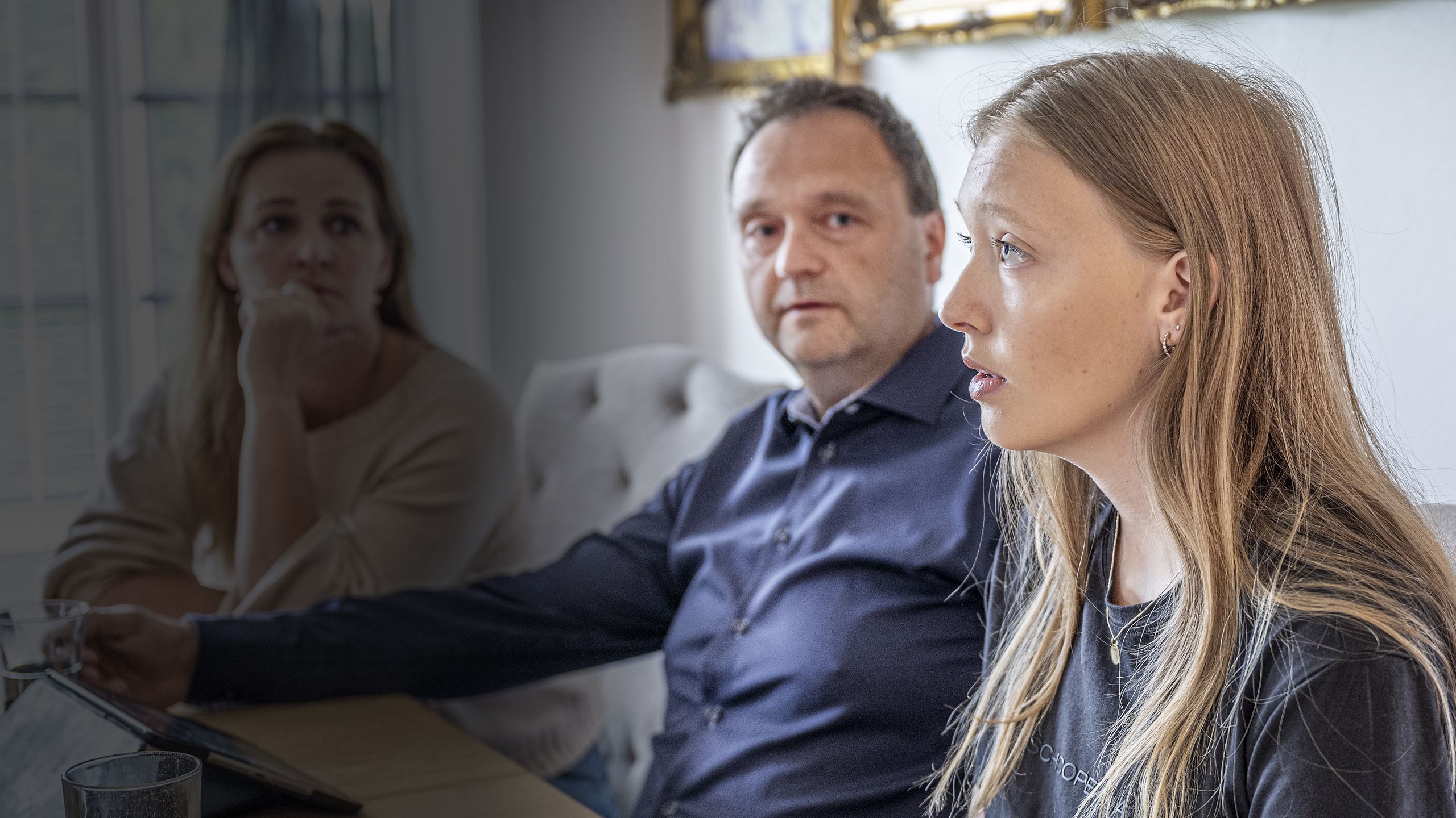 Emma (20) lever med ekstreme smerter – livet er satt på vent - smp.no